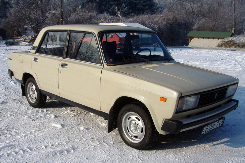 1987 Lada - 2105 - Bursd.com
