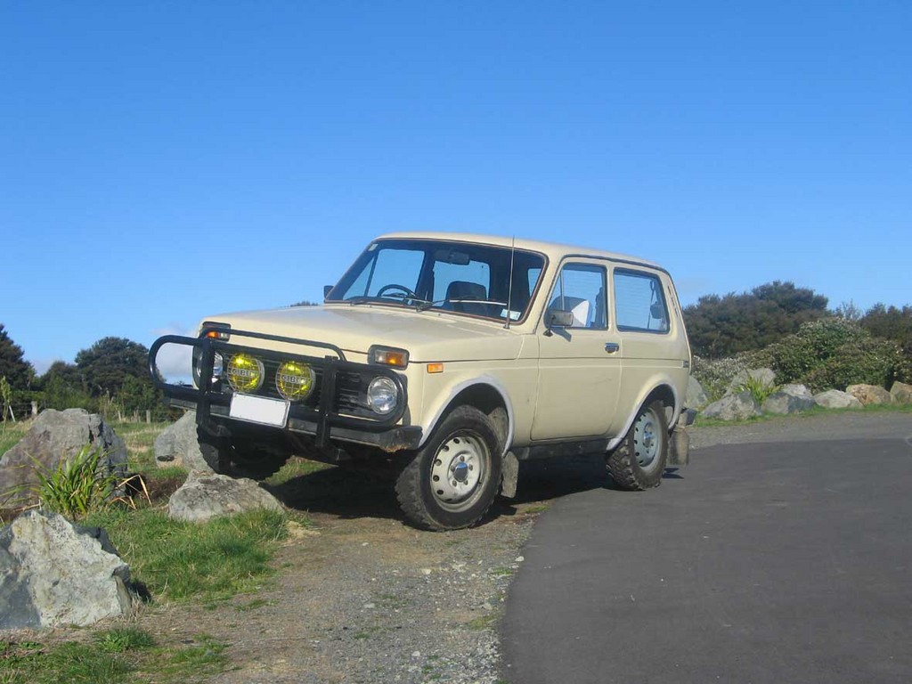 1990 Lada - Niva - Bursd.com