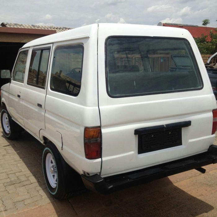 1994 Toyota - Venture - Bursd.com